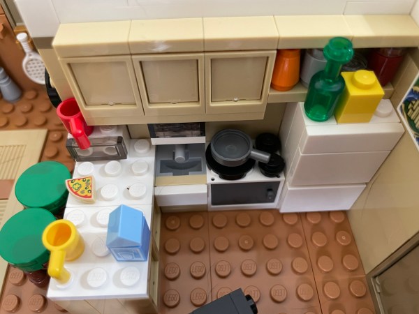 Review: Brick Artisan’s Central Perk and Friends Apartment MOC – Callie ...